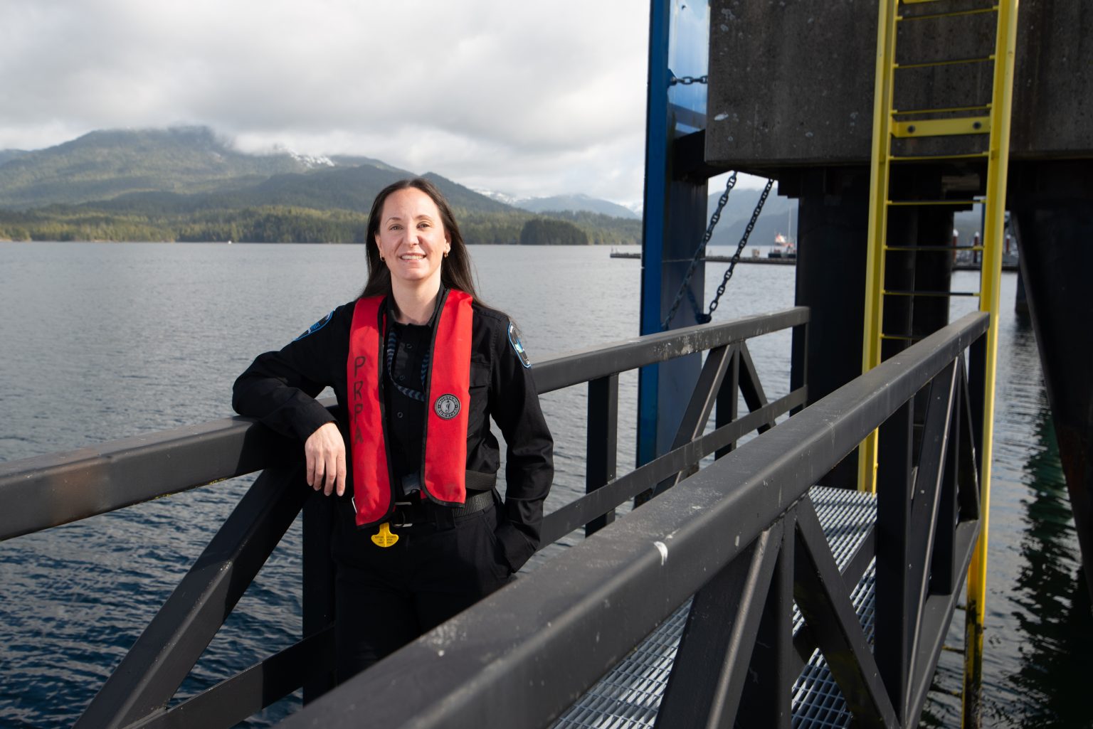 Gateway Operators monitor marine traffic and conditions 24/7 | Prince ...